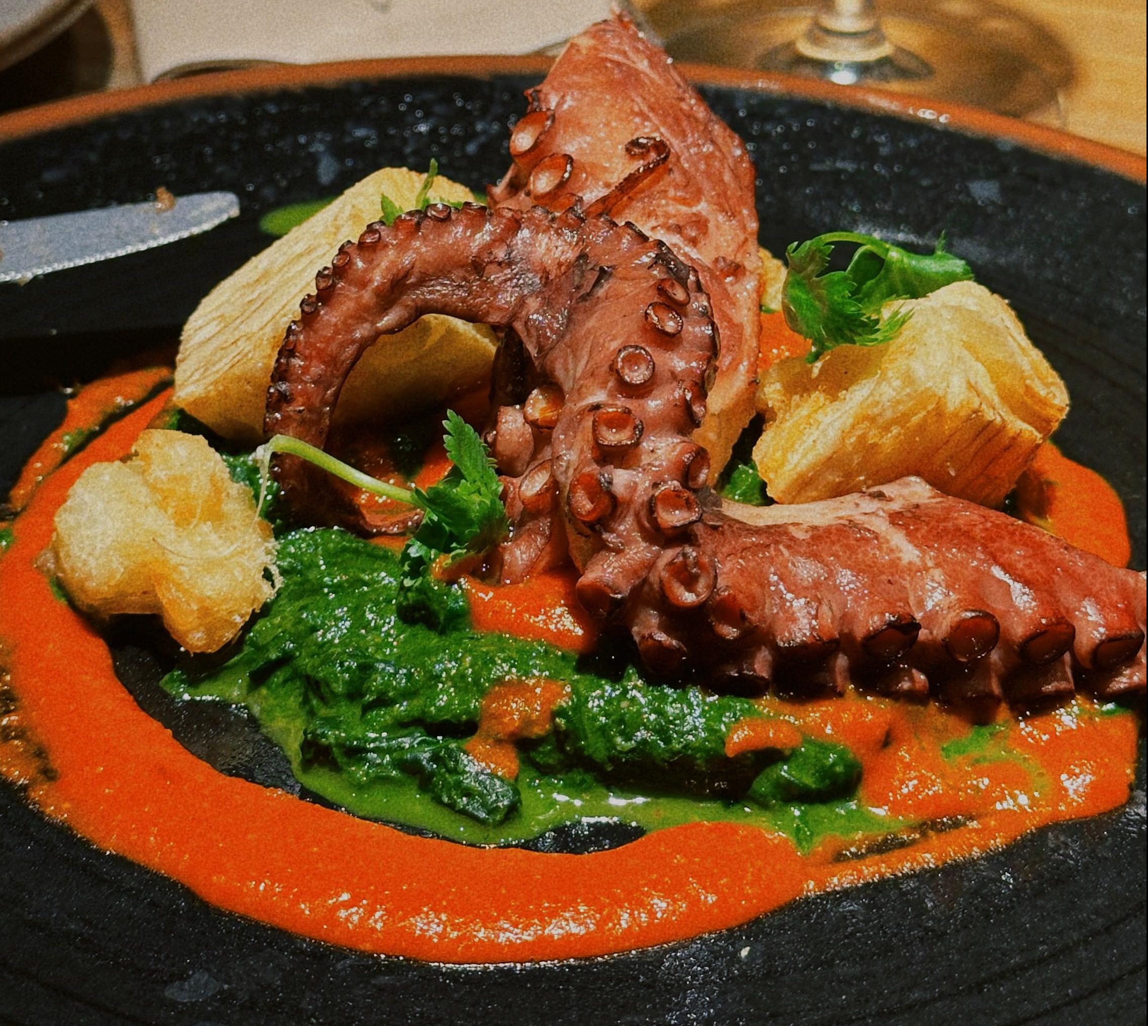 Como divulgar um restaurante nas redes sociais? - Stone